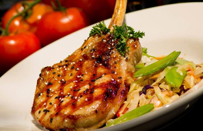 Jacksonville fine dining at The Club Continental on the St. Johns River