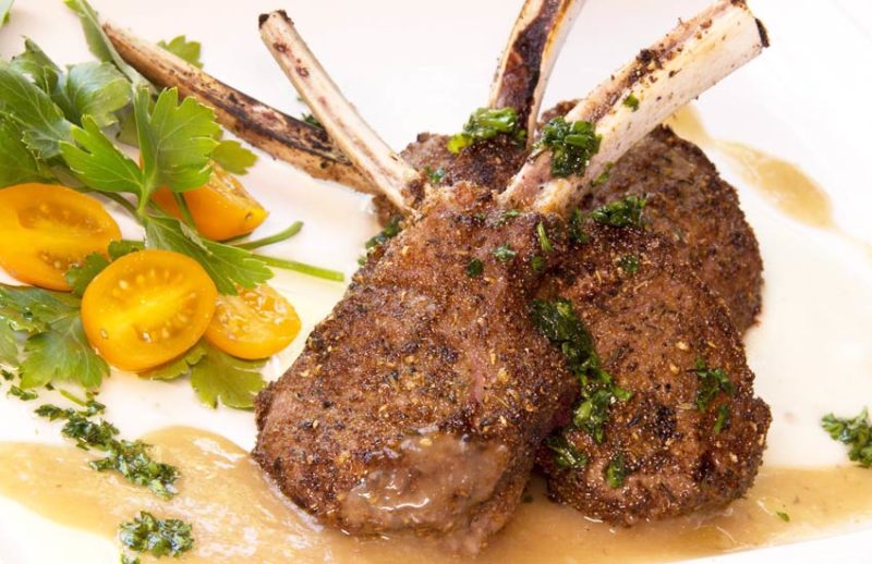 Jacksonville fine dining at The Club Continental on the St. Johns River